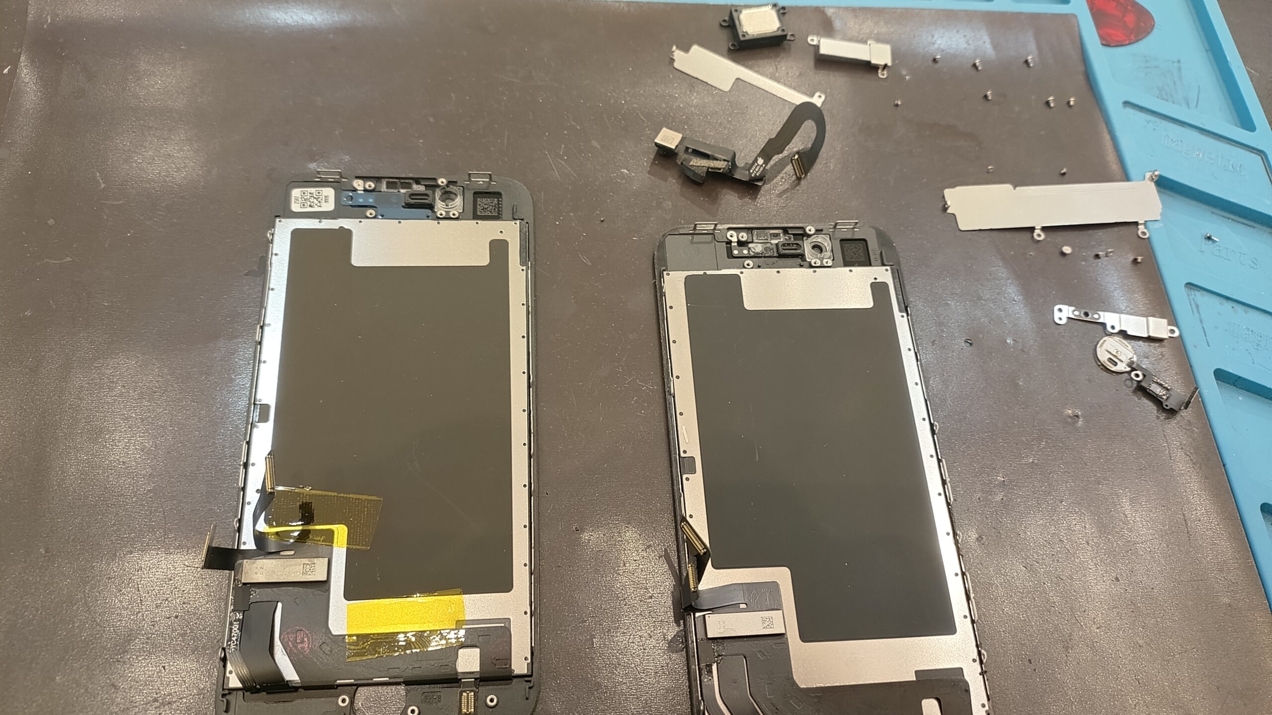 【エキスポシティ店】iPhone SE3の画面・バッテリー交換【高槻市よりご来店】 - iPhone修理・iPad修理 スマートクール エトレとよなか店・ららぽーとEXPOCITY店